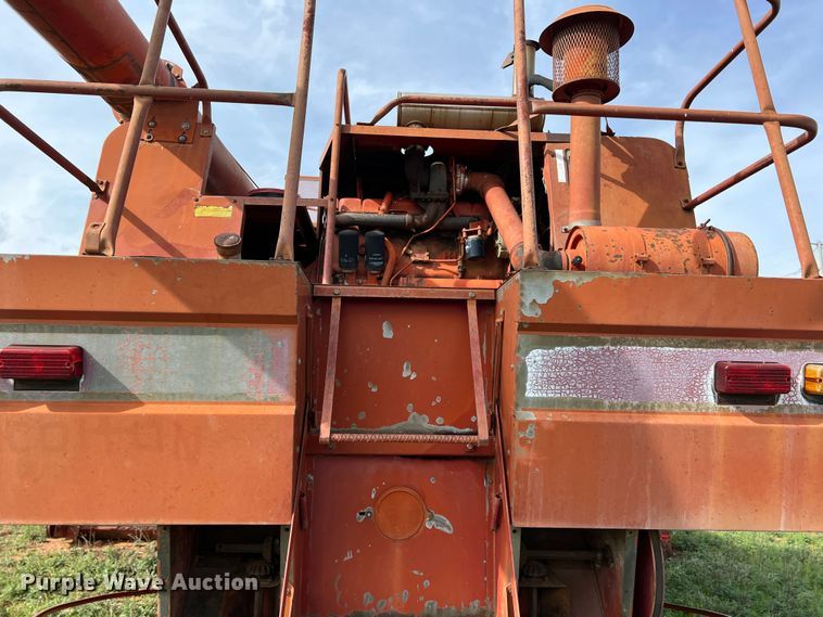 1980 International 1460 combine in Anson , TX | Item LW9247 sold ...