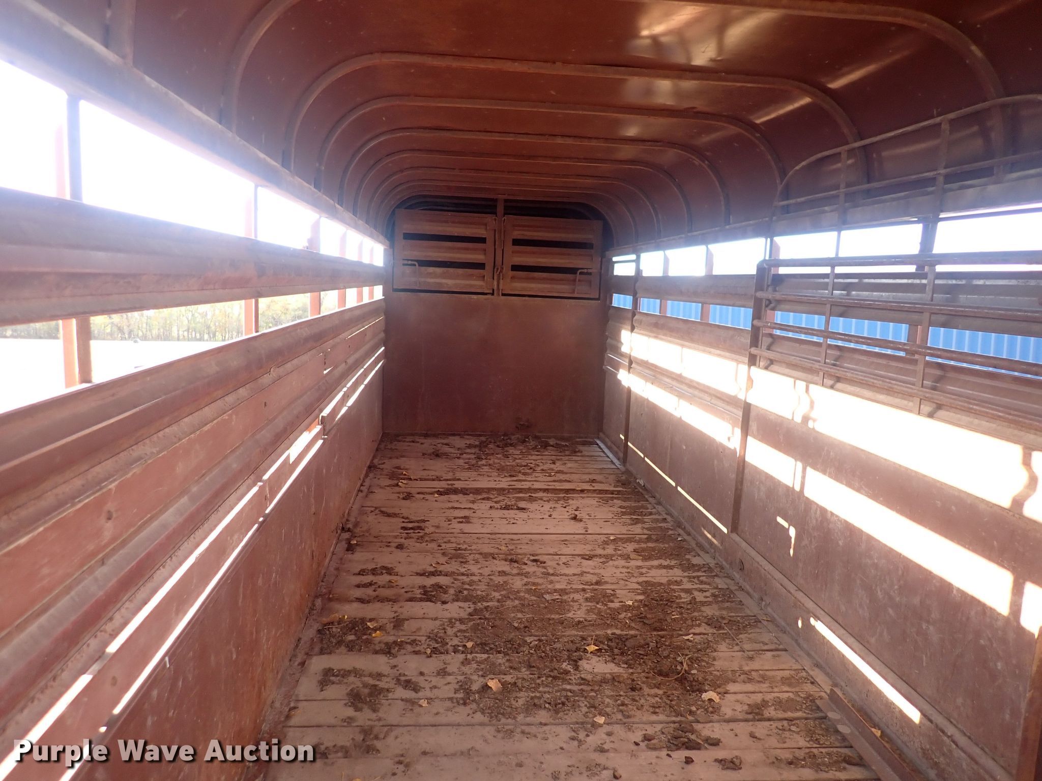 1979 Hale livestock trailer in Inman, KS | Item DQ3107 sold | Purple Wave