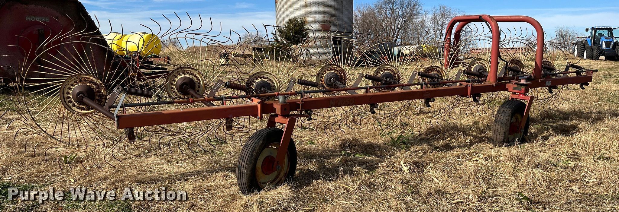 1992 Vicon H1050 hay rake in Bendena, KS | Item DR7339 sold | Purple Wave