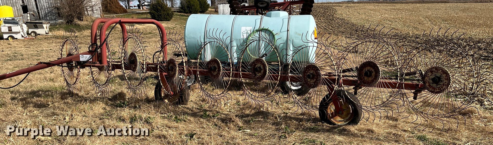 1992 Vicon H1050 hay rake in Bendena, KS | Item DR7339 sold | Purple Wave