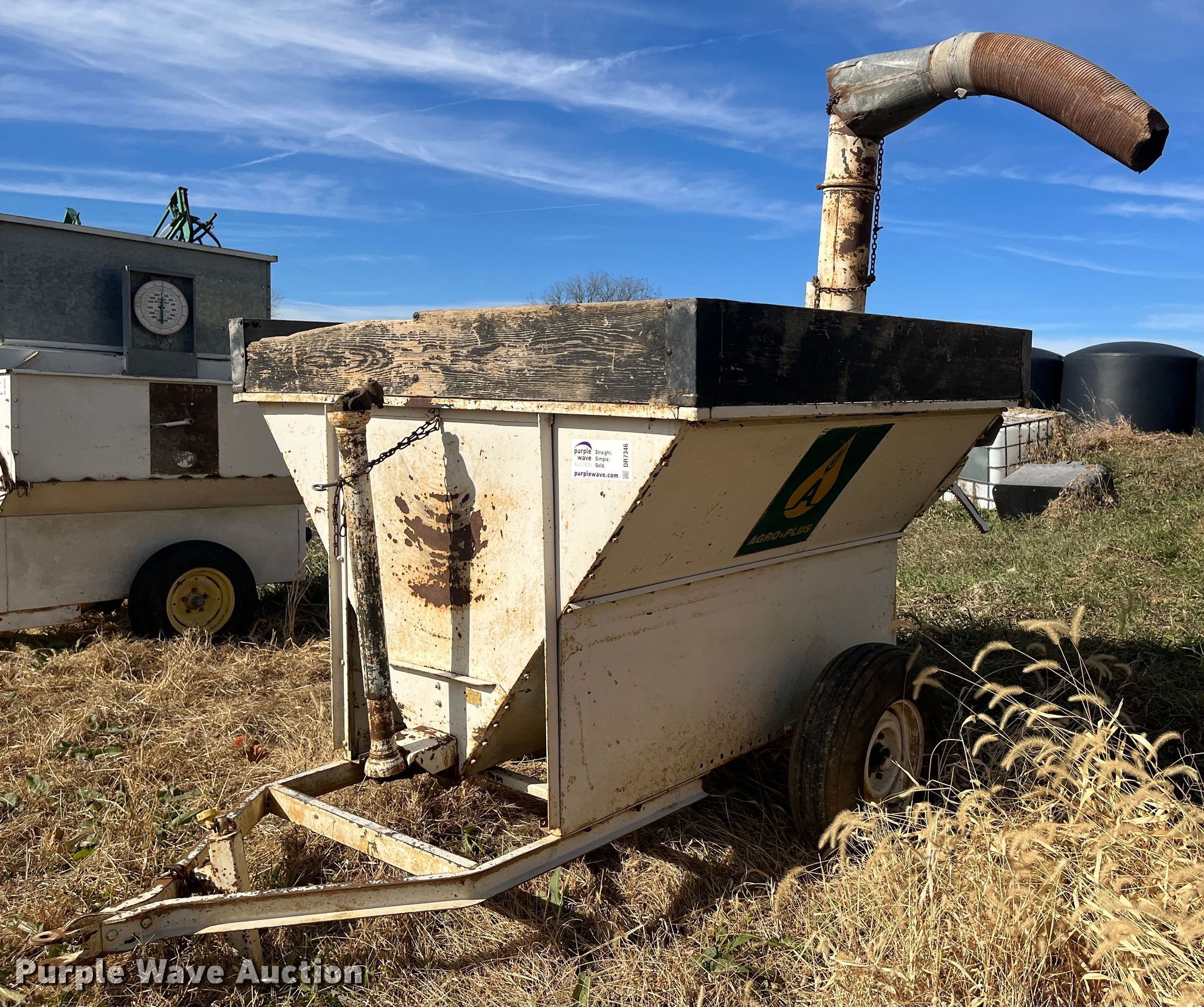 Agro-Plus grain cart in Bendena, KS | Item DR7346 sold | Purple Wave