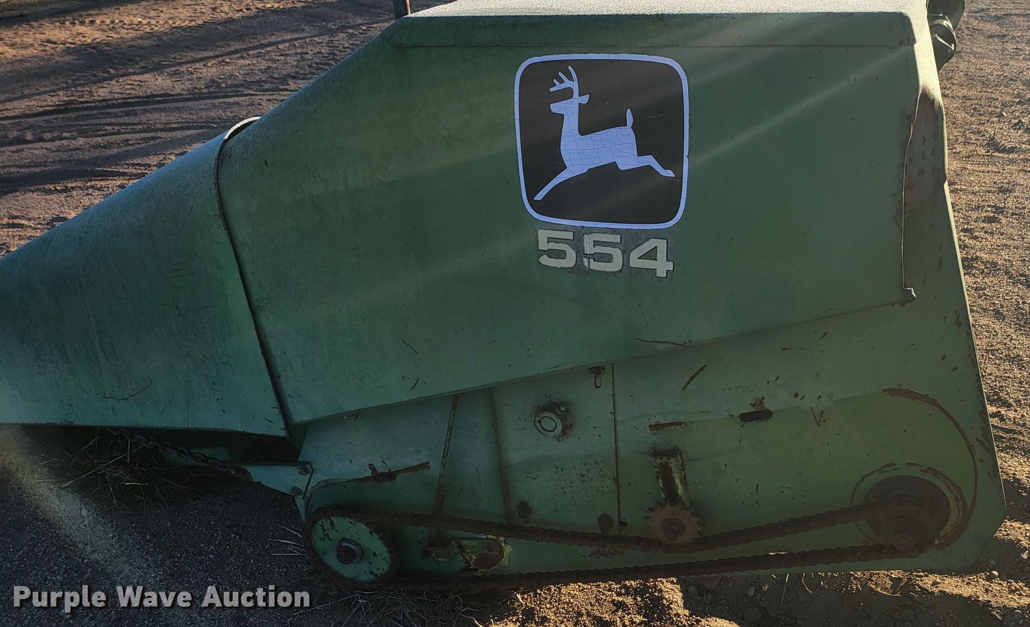 John Deere 554 corn head in Kinsley, KS | Item IU9879 sold | Purple Wave