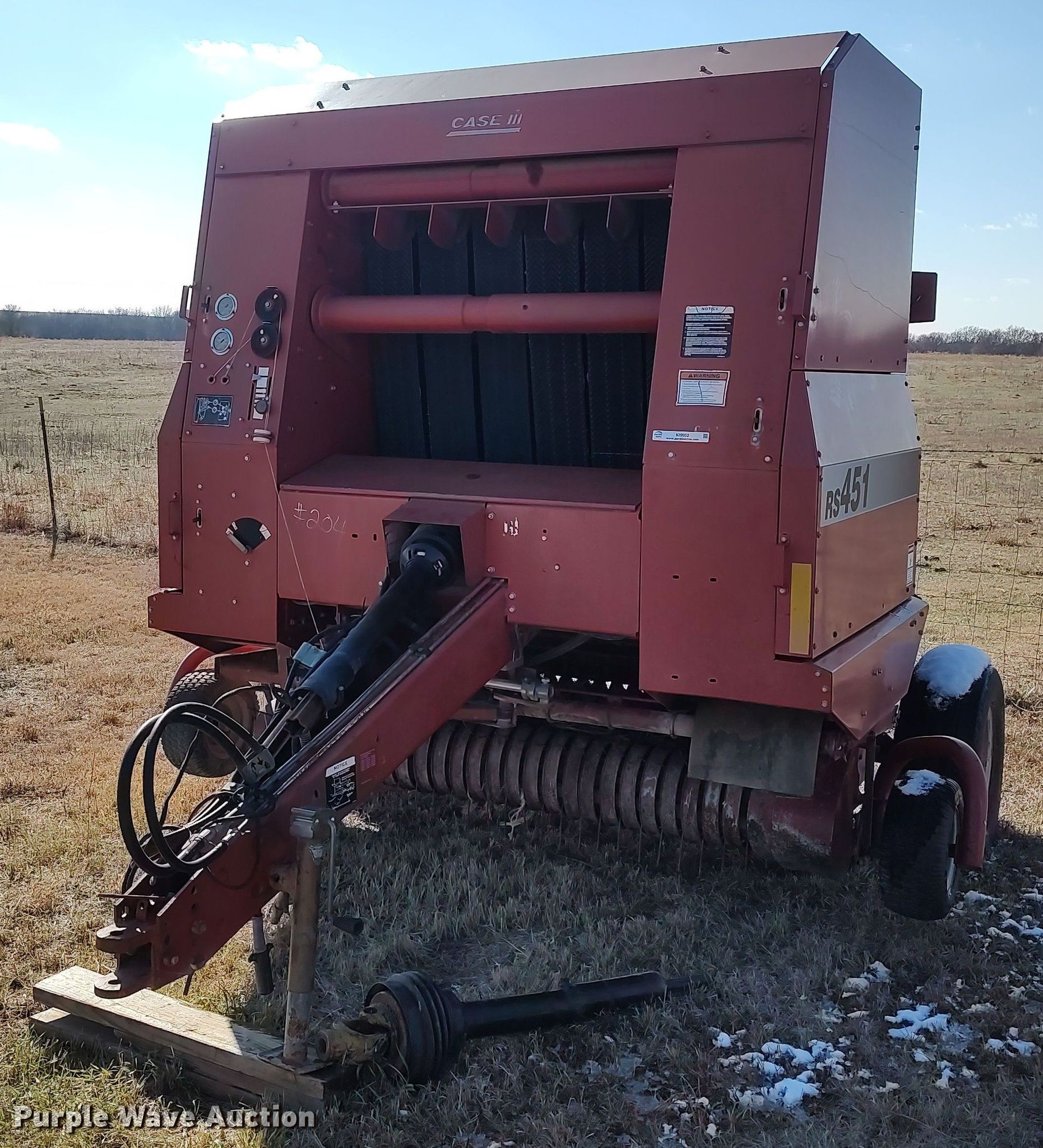 2000 Case IH RS451 round baler in Leon, KS | Item KI9952 sold | Purple Wave