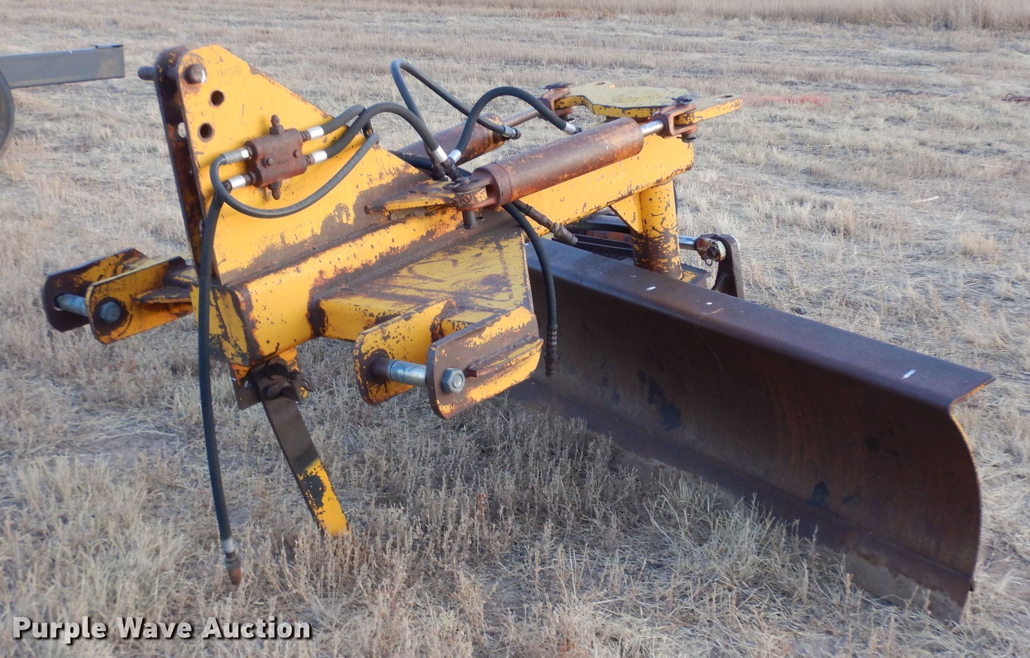 Duz-All 1050 blade in Walsh, CO | Item MR9630 sold | Purple Wave