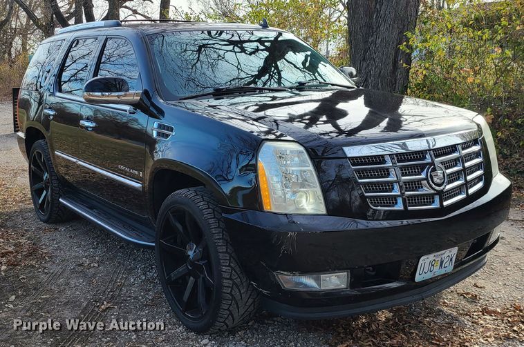 2007 Cadillac Escalade SUV in Grain Valley, MO | Item DM4916 sold ...