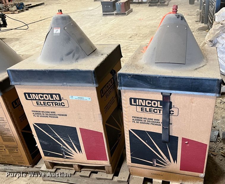 (2) boxes of Lincoln Electric SuperArc welding wire in Pittsburg, KS ...