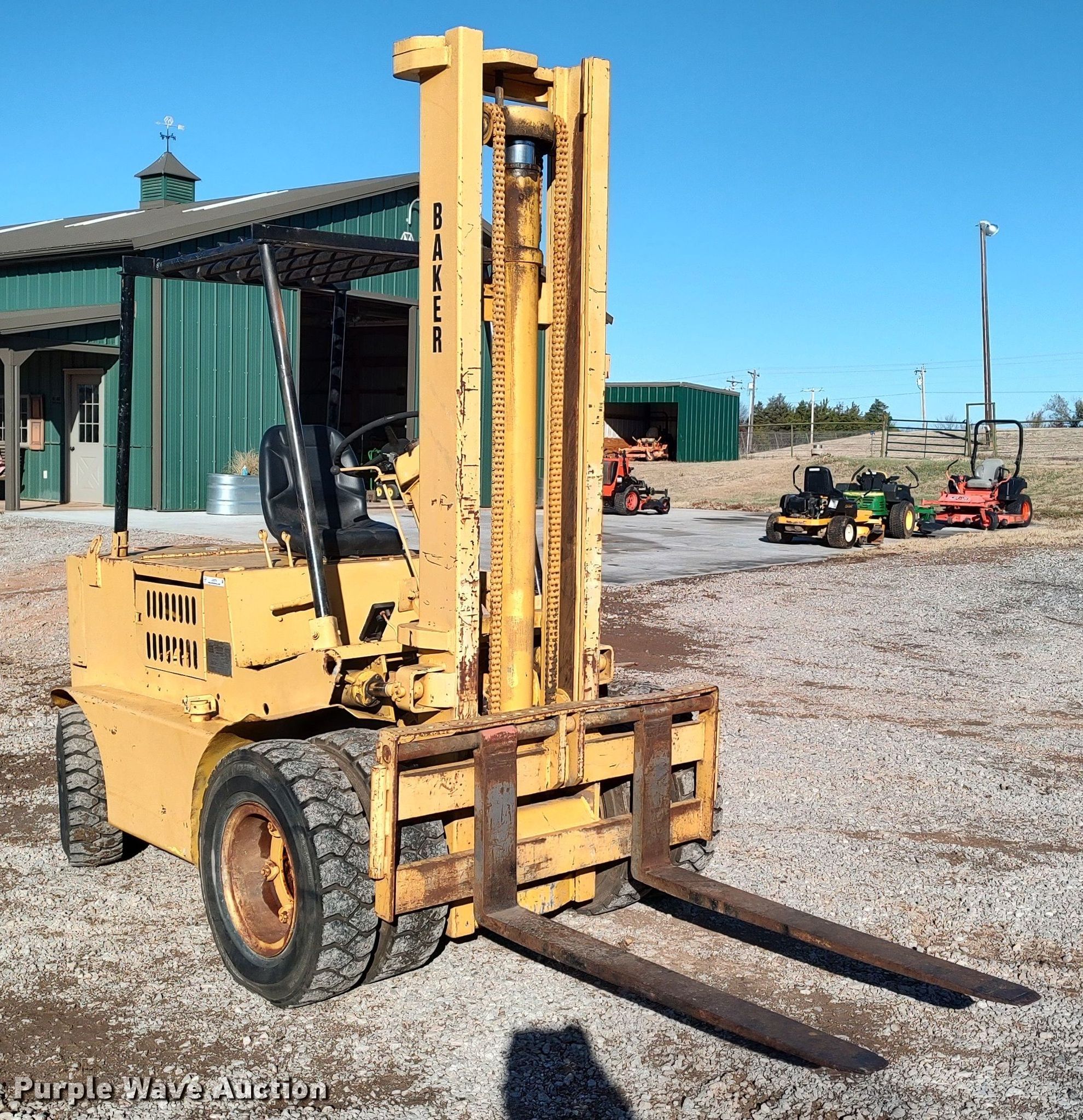 Baker FJF-060 forklift in Norman, OK | Item LK9379 sold | Purple Wave