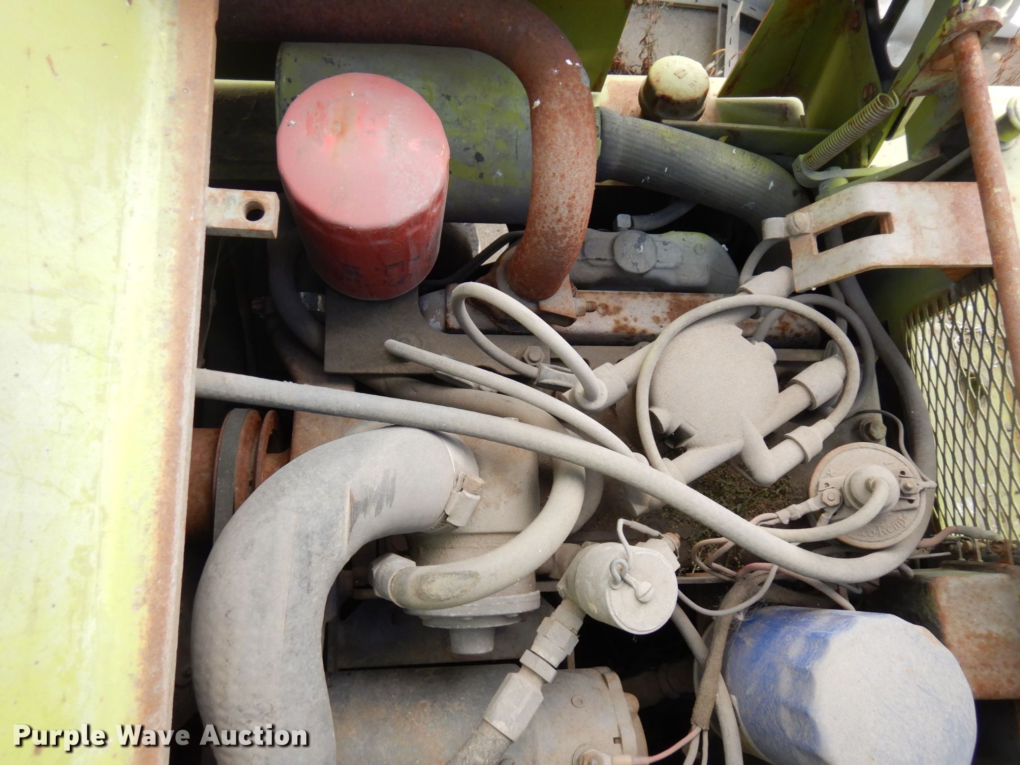 Clark CS30B forklift in Rochester, MN | Item MH9265 sold | Purple Wave