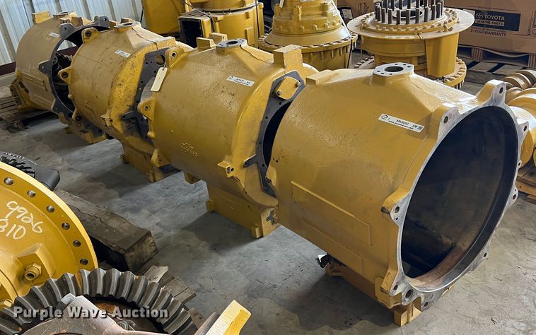 (4) Caterpillar cases in Cresson, TX | Item MK9682 sold | Purple Wave