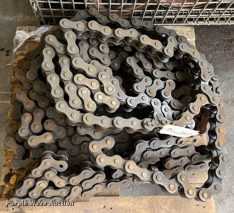 Caterpillar chain group in Cresson, TX | Item MK9703 sold | Purple Wave