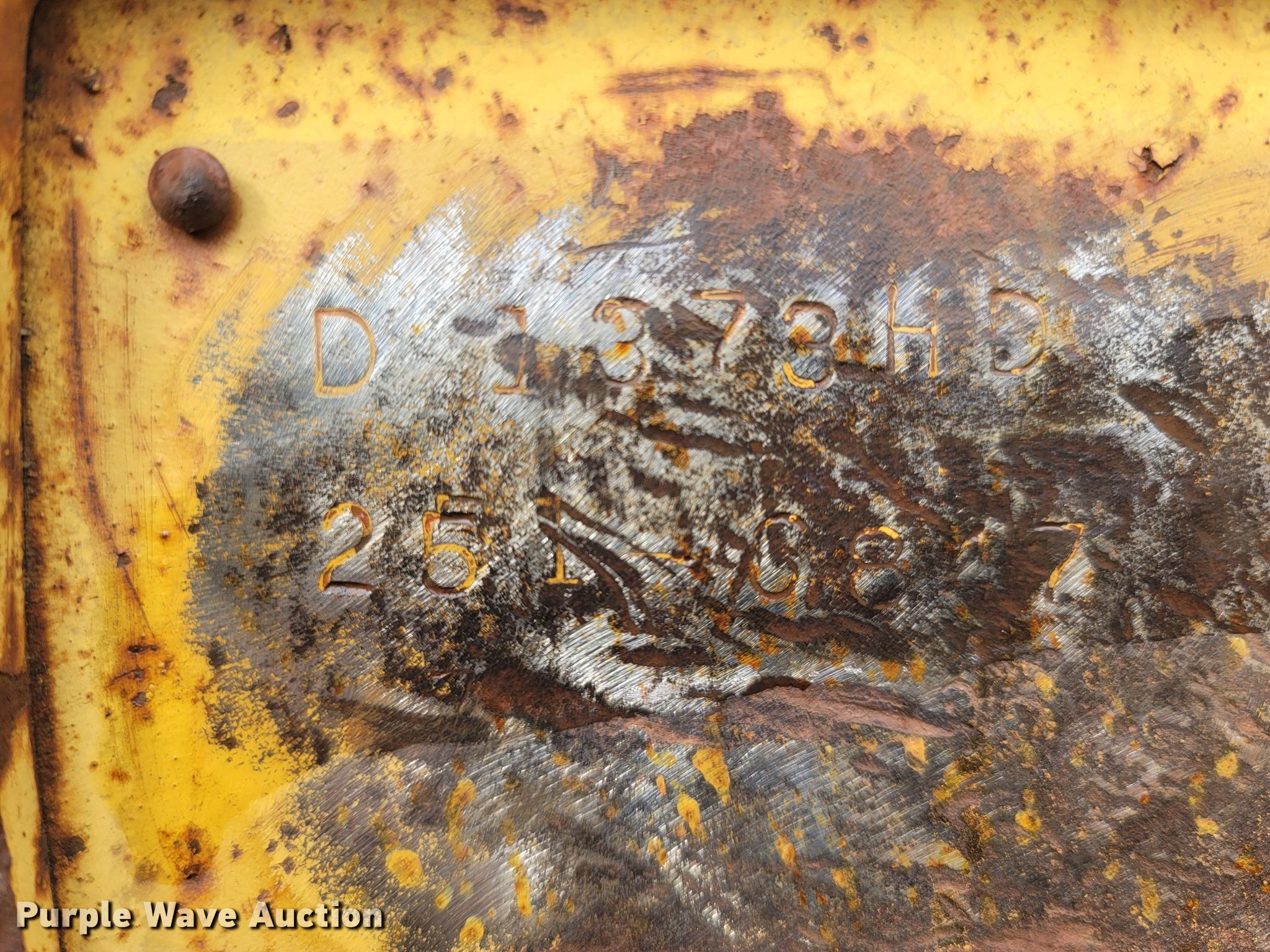 Caterpillar 330G excavator bucket in Springfield, MO | Item DR3363 sold ...