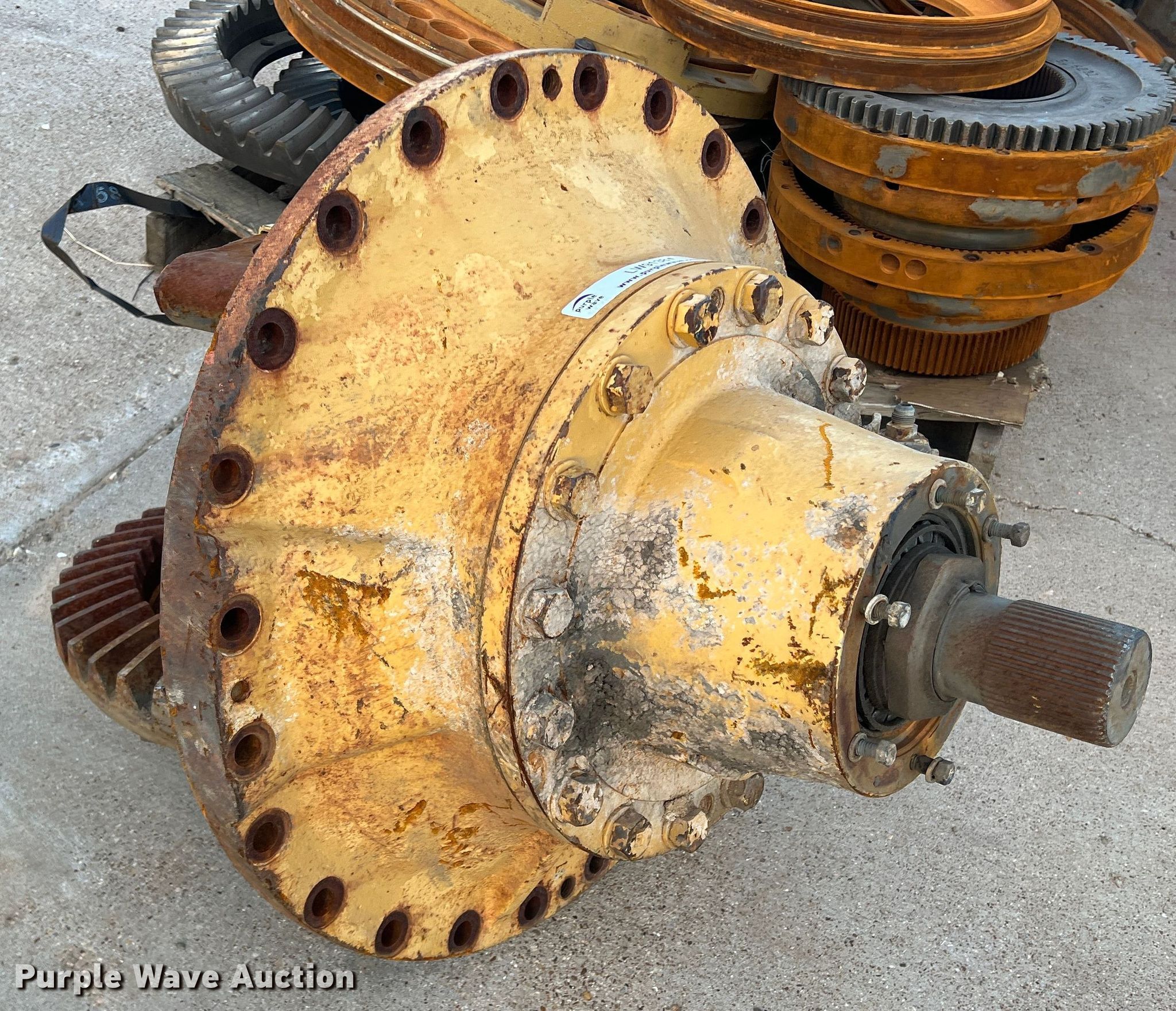 Caterpillar drivetrain parts in Cresson, TX | Item LW9138 sold | Purple ...