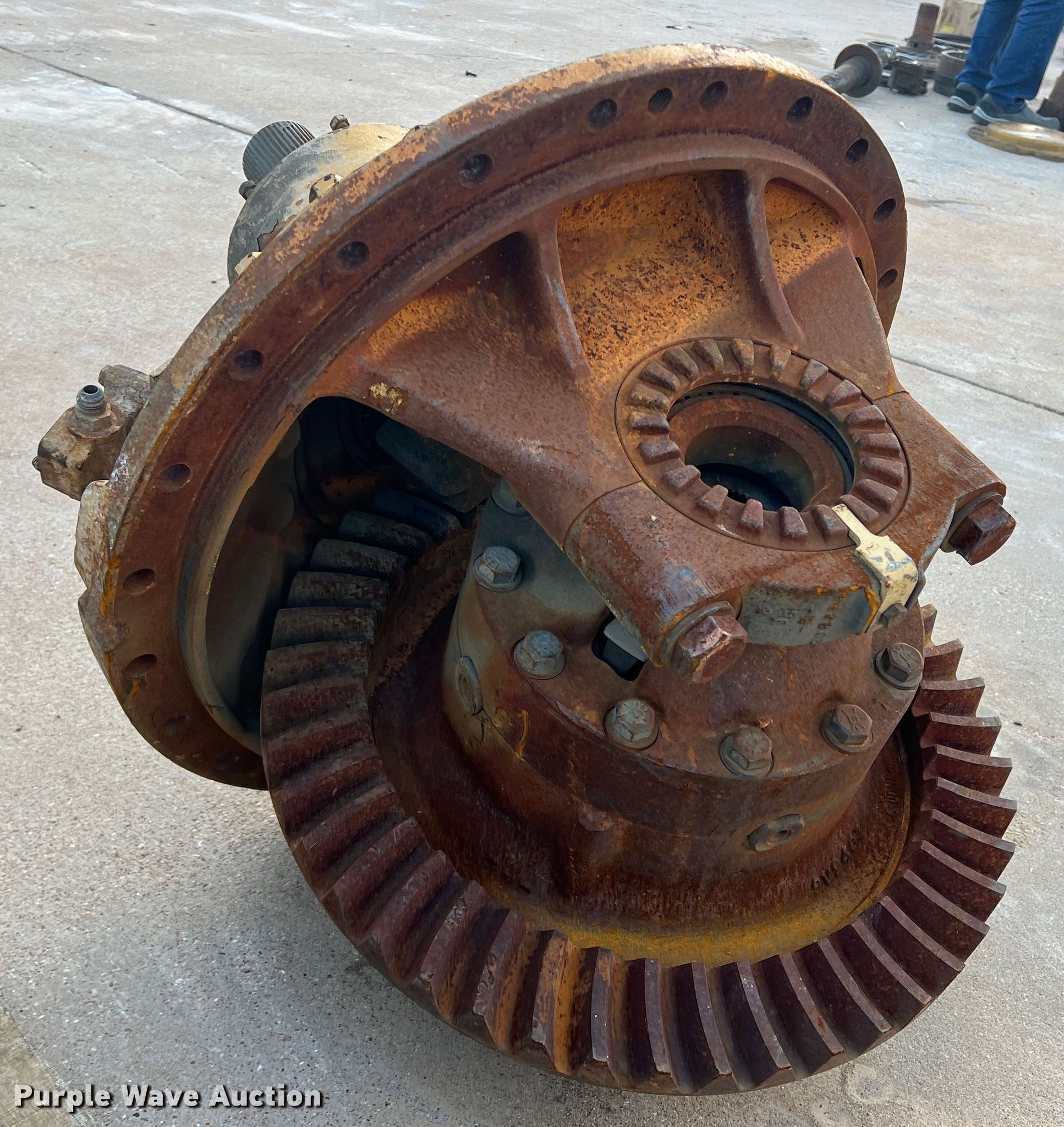Caterpillar drivetrain parts in Cresson, TX | Item LW9138 sold | Purple ...