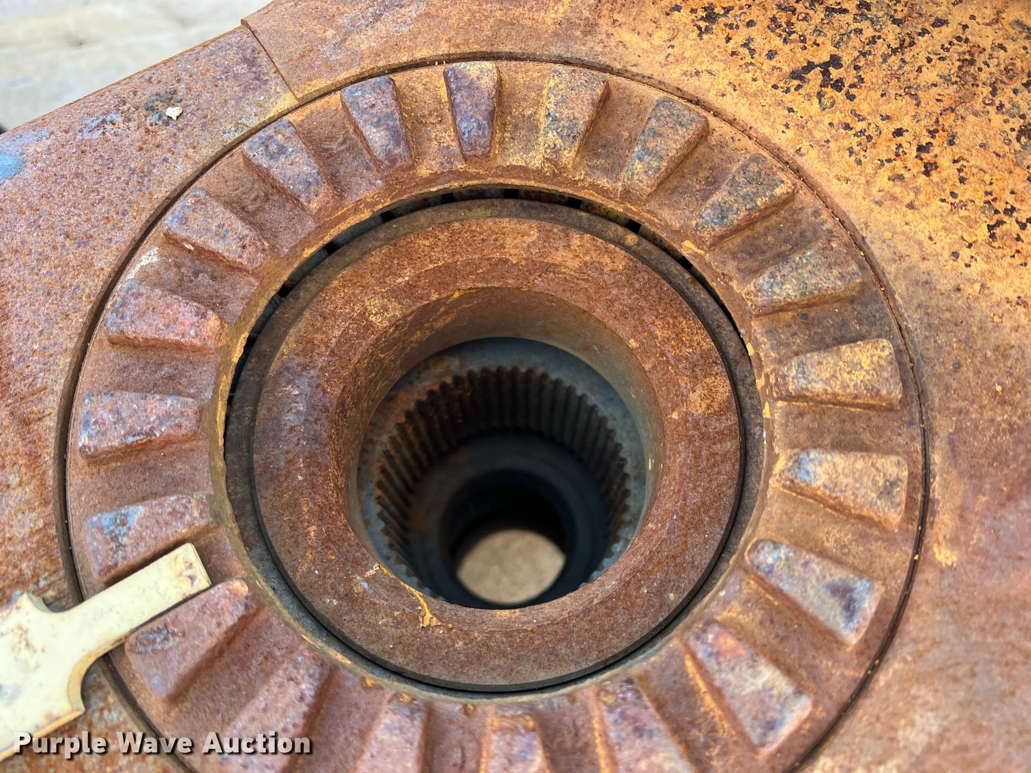 Caterpillar drivetrain parts in Cresson, TX | Item LW9138 sold | Purple ...