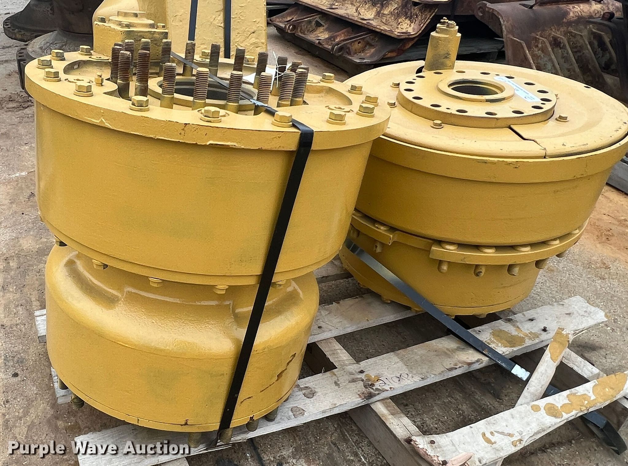 Caterpillar drivetrain parts in Cresson, TX | Item MK9646 sold | Purple ...