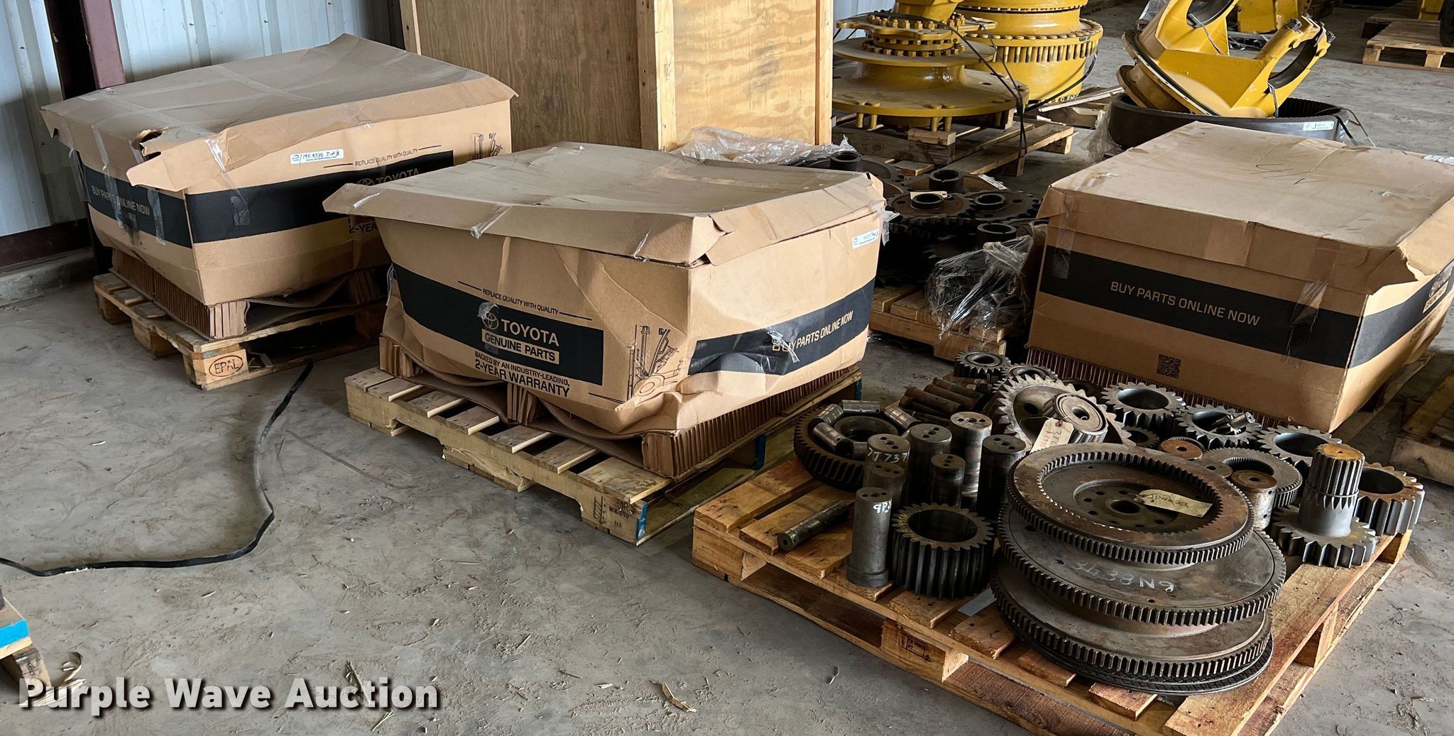 (3) pallets of Caterpillar parts in Cresson, TX | Item MK9725 sold ...