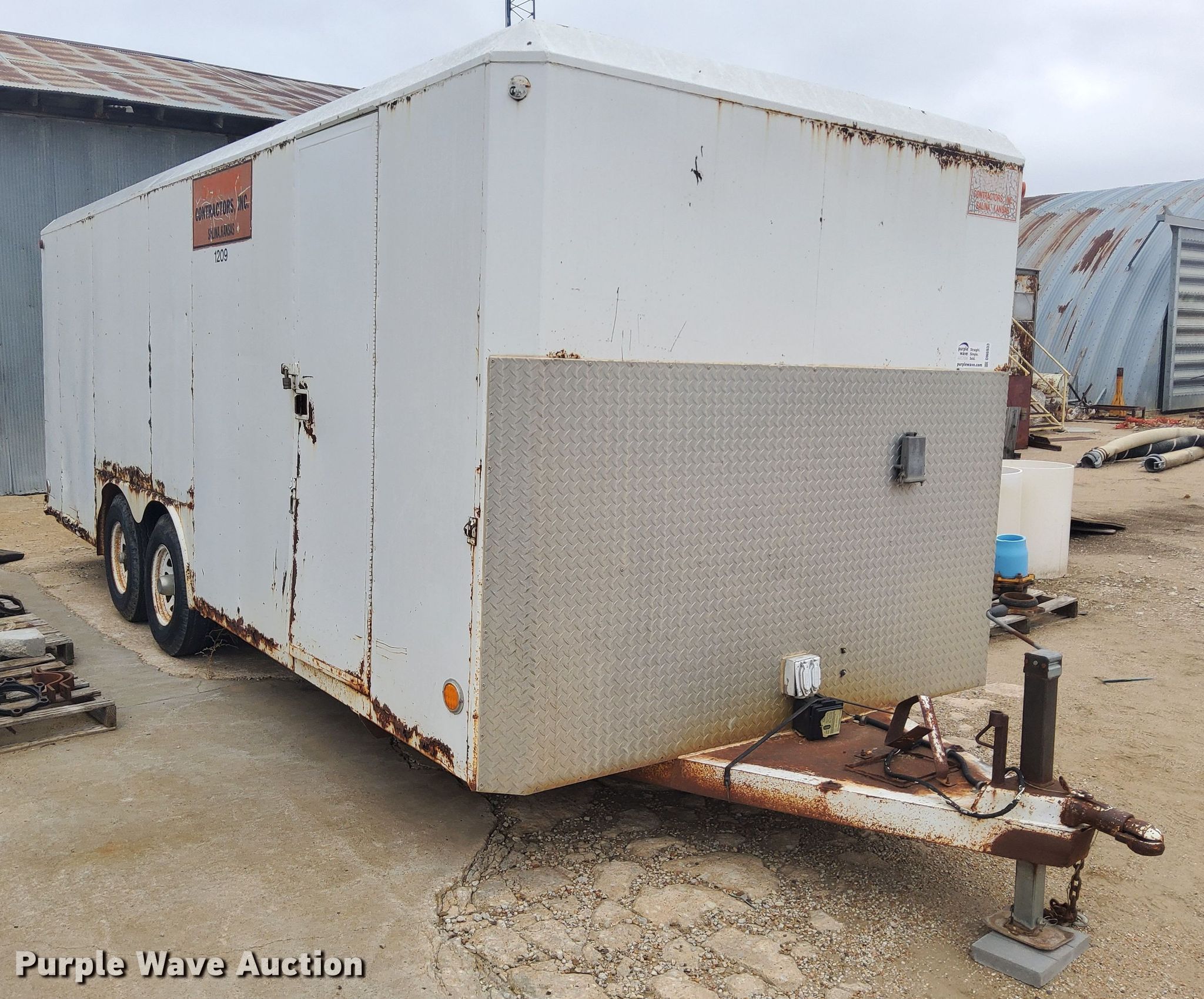1988 WW enclosed cargo trailer in Salina, KS | Item DN6933 sold ...