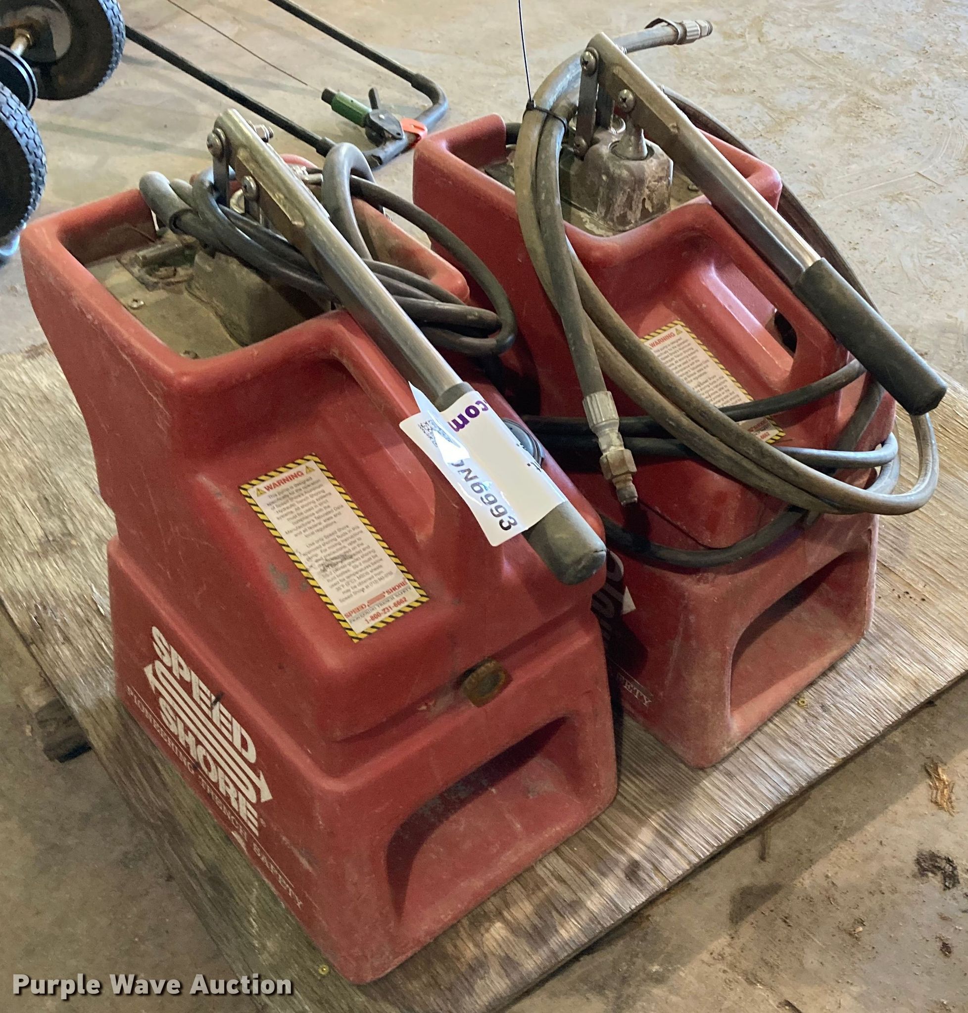 (2) Speed Shore hydraulic shoring pumps in Salina, KS | Item DN6993 ...