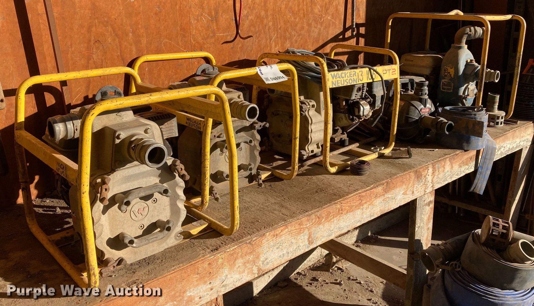 (5) water pumps in Salina, KS | Item DN6994 sold | Purple Wave