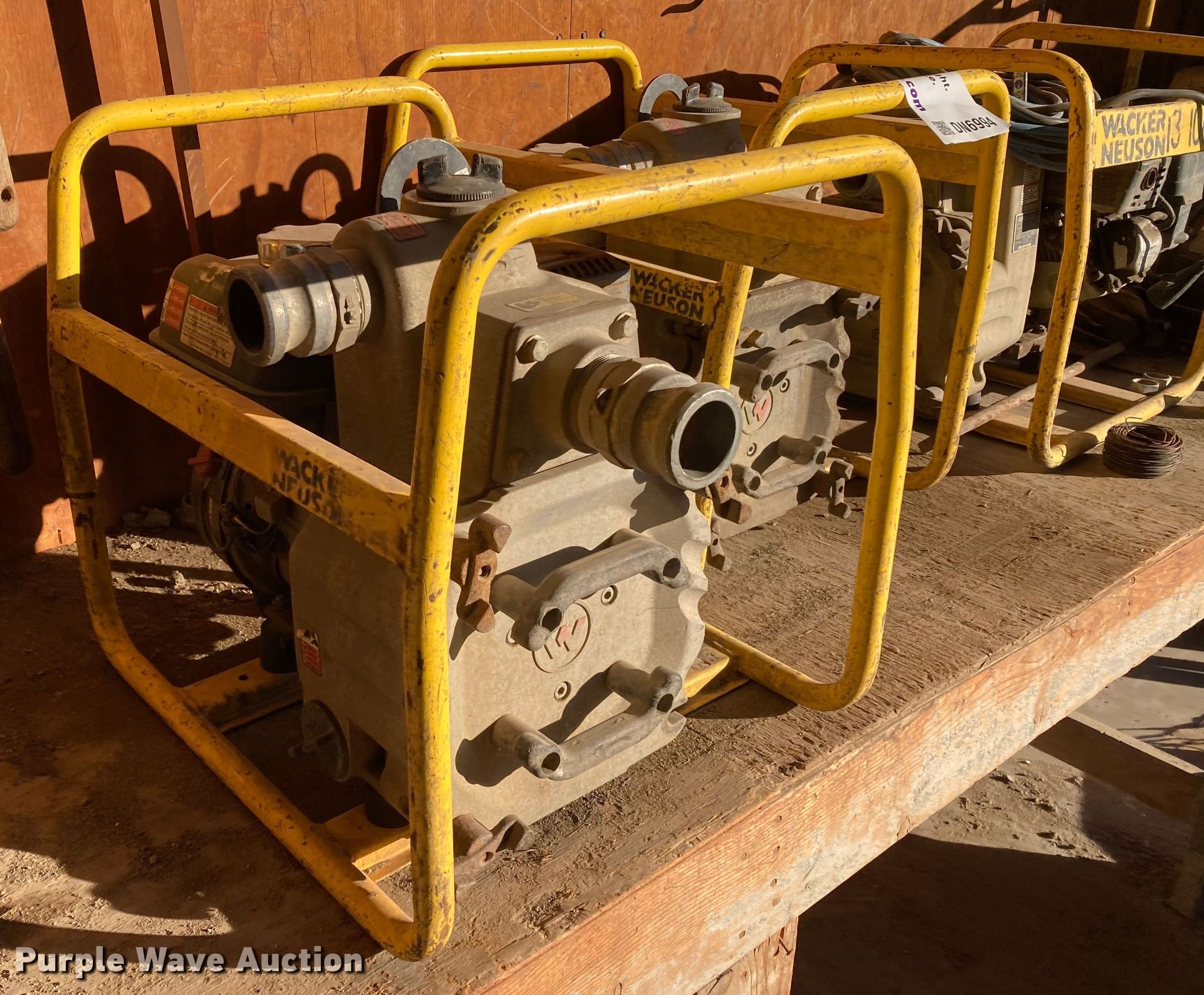 (5) water pumps in Salina, KS | Item DN6994 sold | Purple Wave
