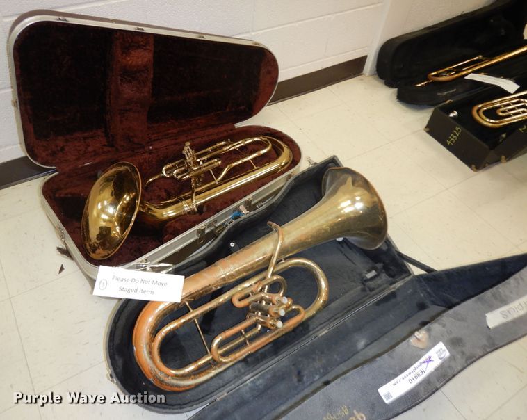(2) tubas in Overland Park, KS | Item IE9910 sold | Purple Wave