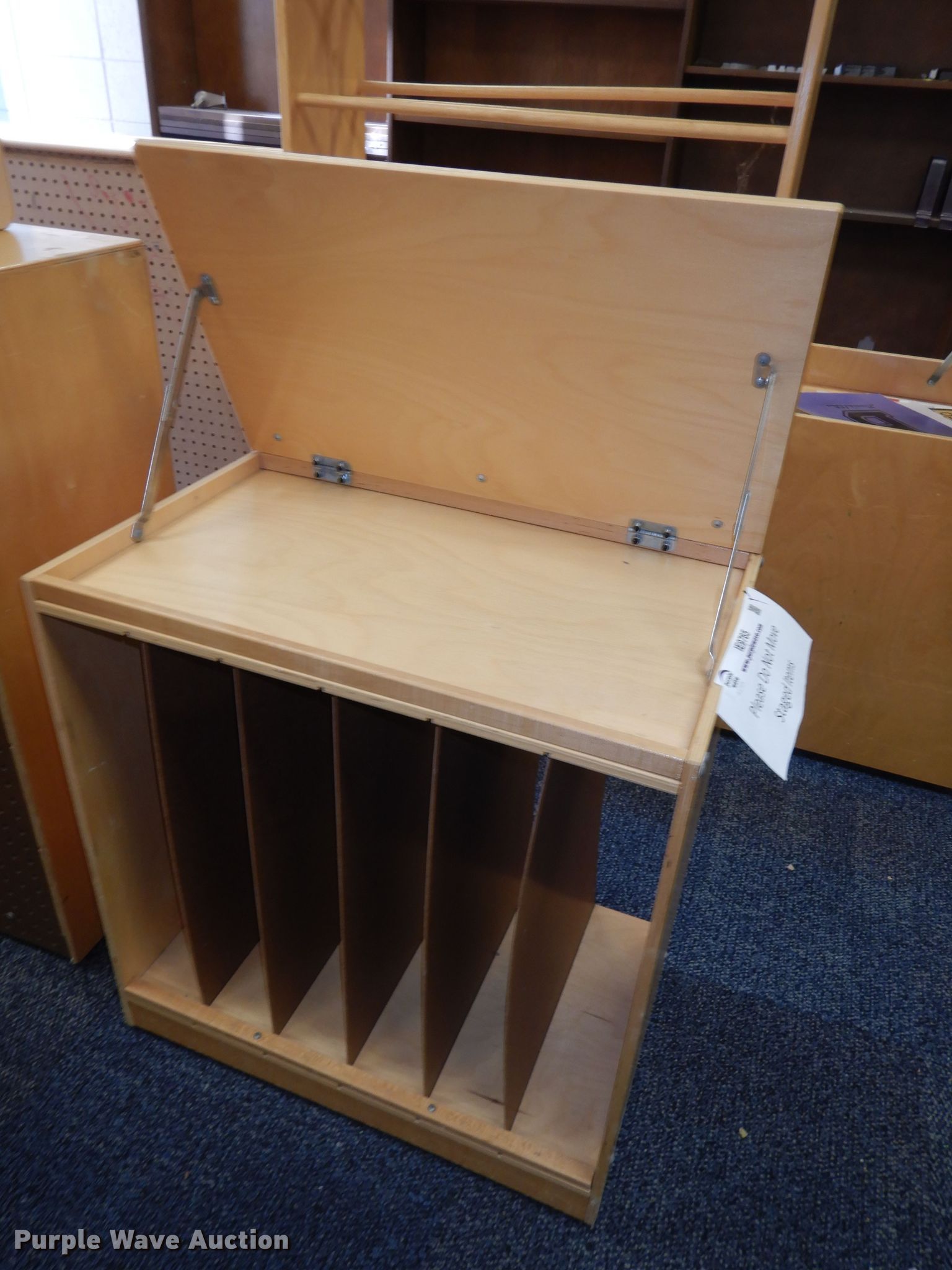(4) storage cabinets/racks in Overland Park, KS | Item IE9765 for sale ...