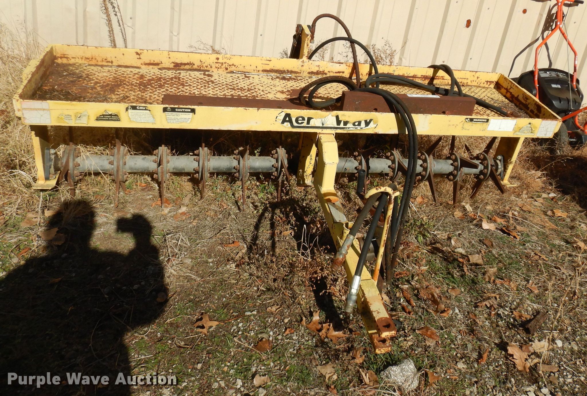 AerWay aerator in Emporia, KS | Item LG9981 sold | Purple Wave