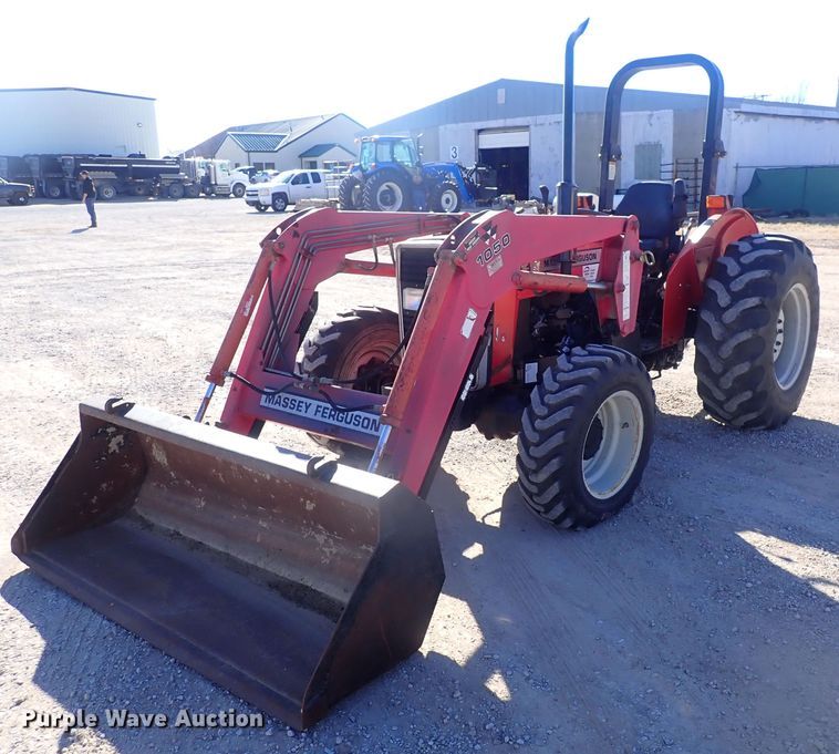 2002 Massey Ferguson 243 MFWD tractor in Goddard, KS | Item DQ4972 sold ...