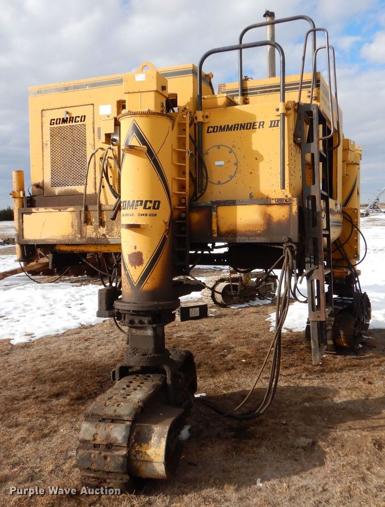 Gomaco Commander III GT6300 slip form paver in Sublette, KS | Item ...