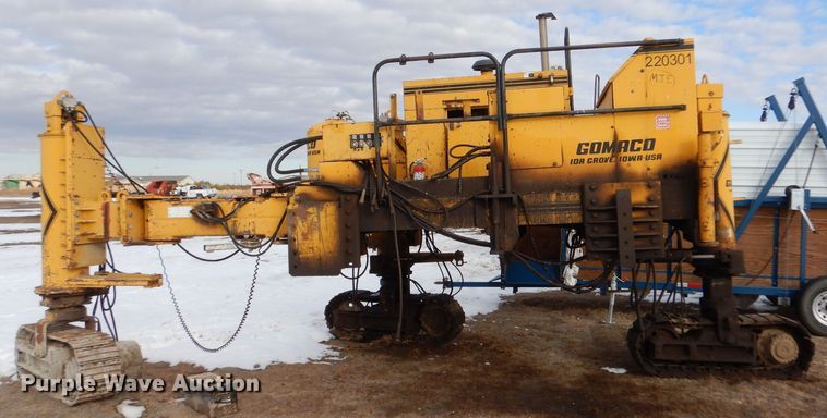 Gomaco Commander III GT6300 slip form paver in Sublette, KS | Item ...