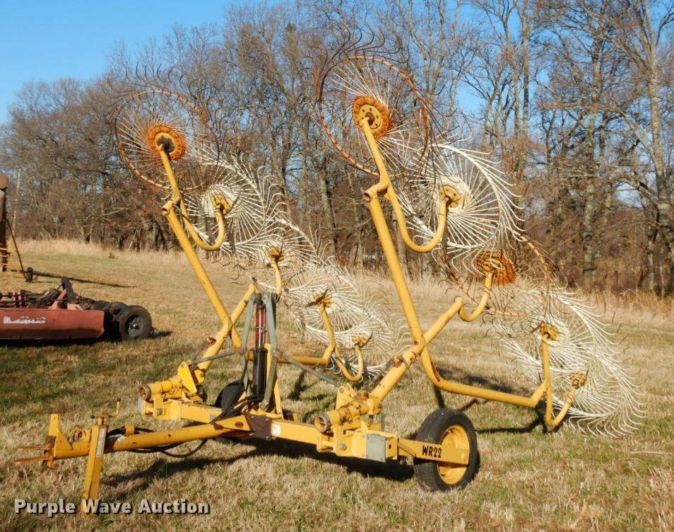 Vermeer WR22 hay rake in Nowata, OK | Item HG9253 sold | Purple Wave