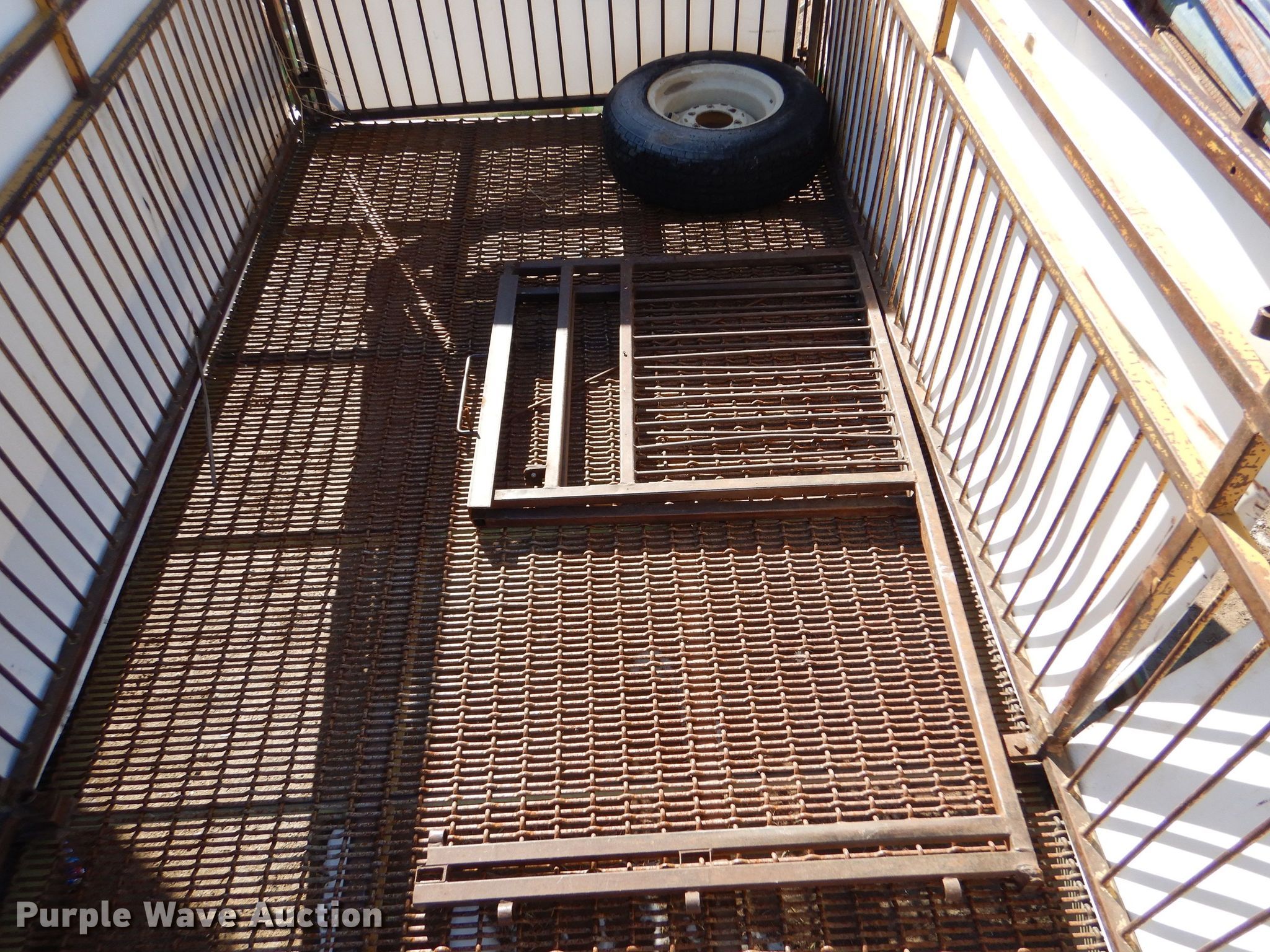 Roose hog transport trailer in Sublette, KS | Item MT9865 sold | Purple ...