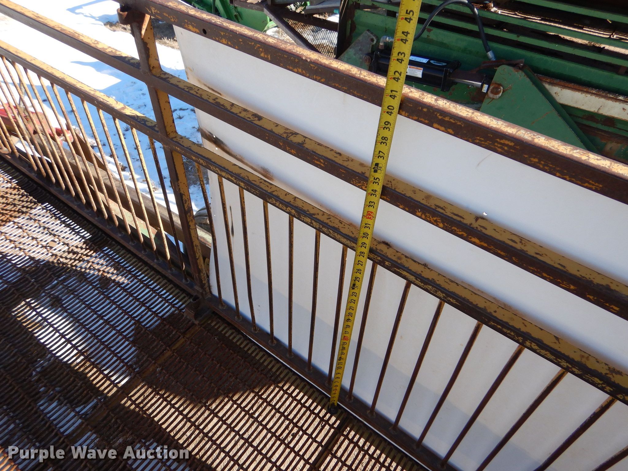 Roose hog transport trailer in Sublette, KS | Item MT9865 sold | Purple ...