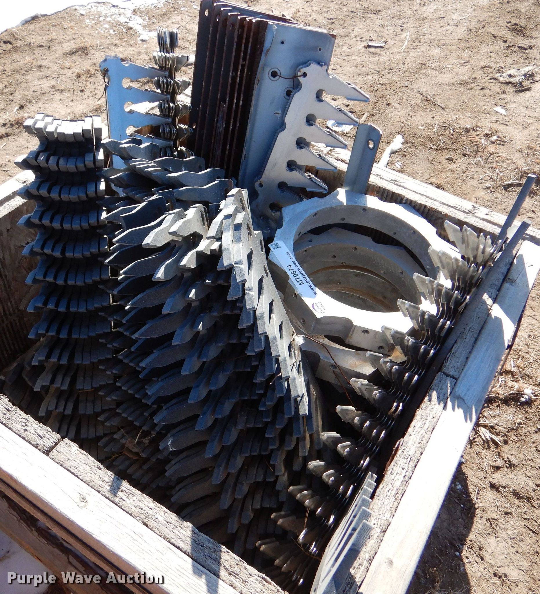 Shelbourne header parts in Sublette, KS | Item MT9874 sold | Purple Wave