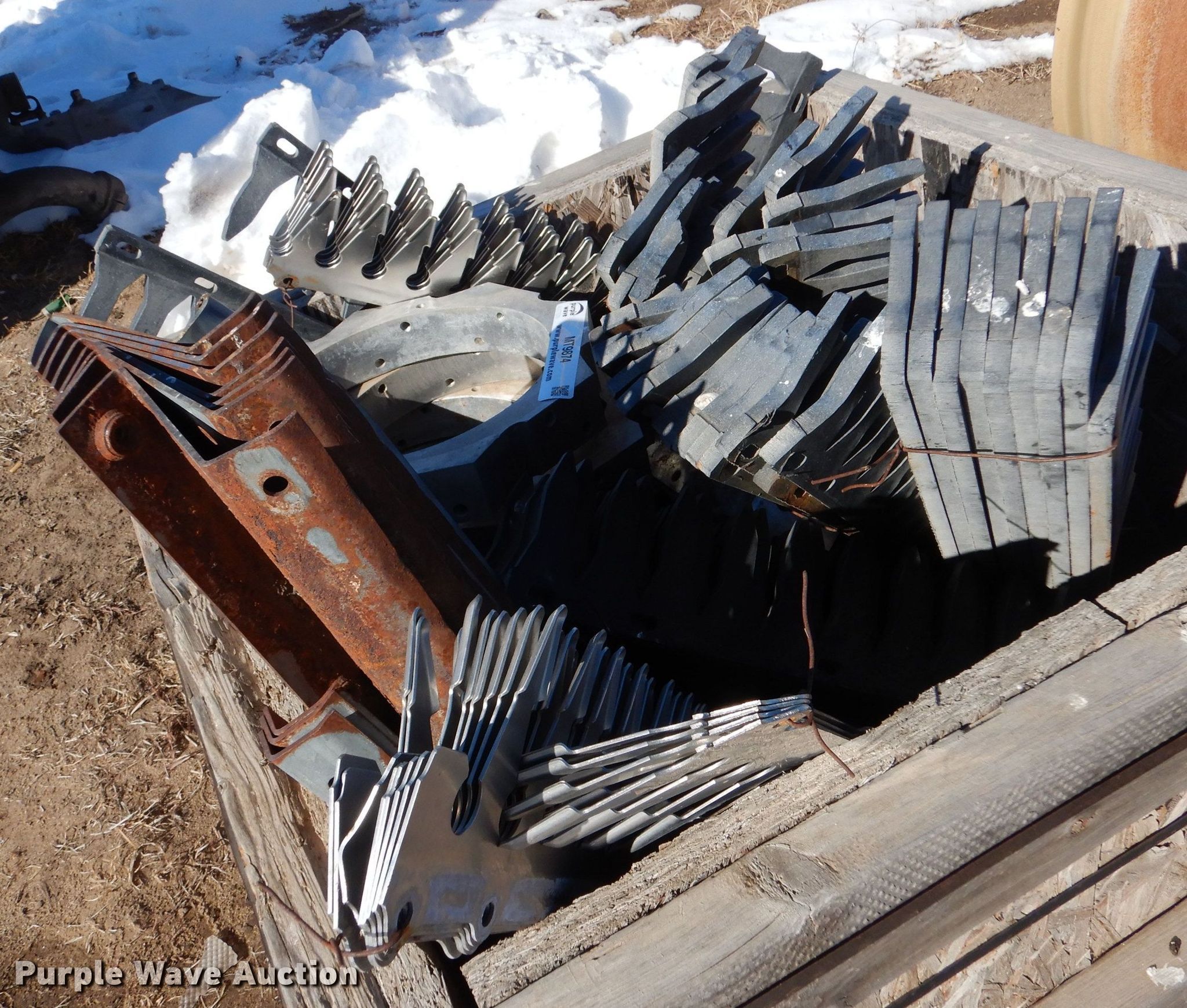 Shelbourne header parts in Sublette, KS | Item MT9874 sold | Purple Wave