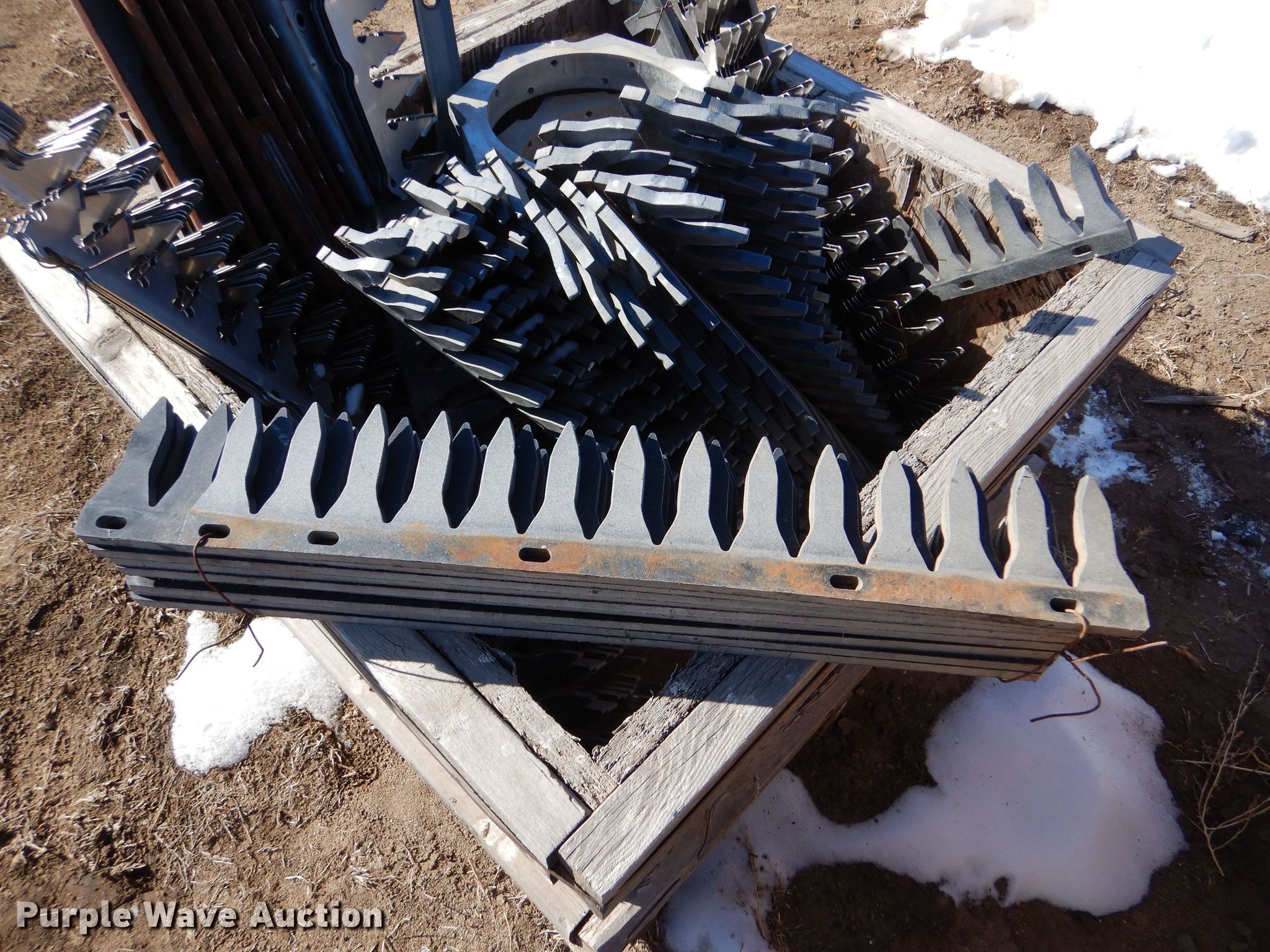 Shelbourne header parts in Sublette, KS | Item MT9874 sold | Purple Wave