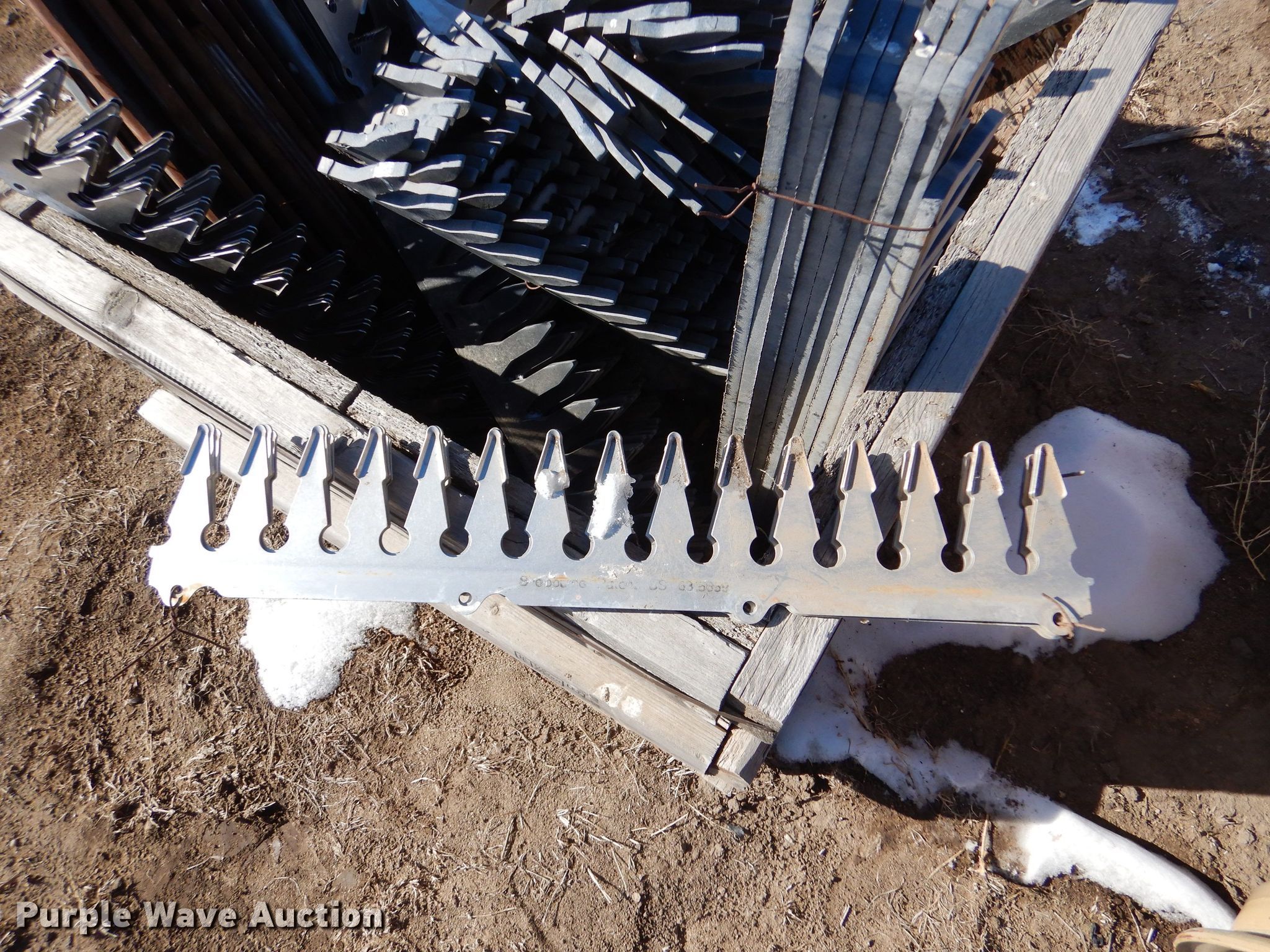 Shelbourne header parts in Sublette, KS | Item MT9874 sold | Purple Wave