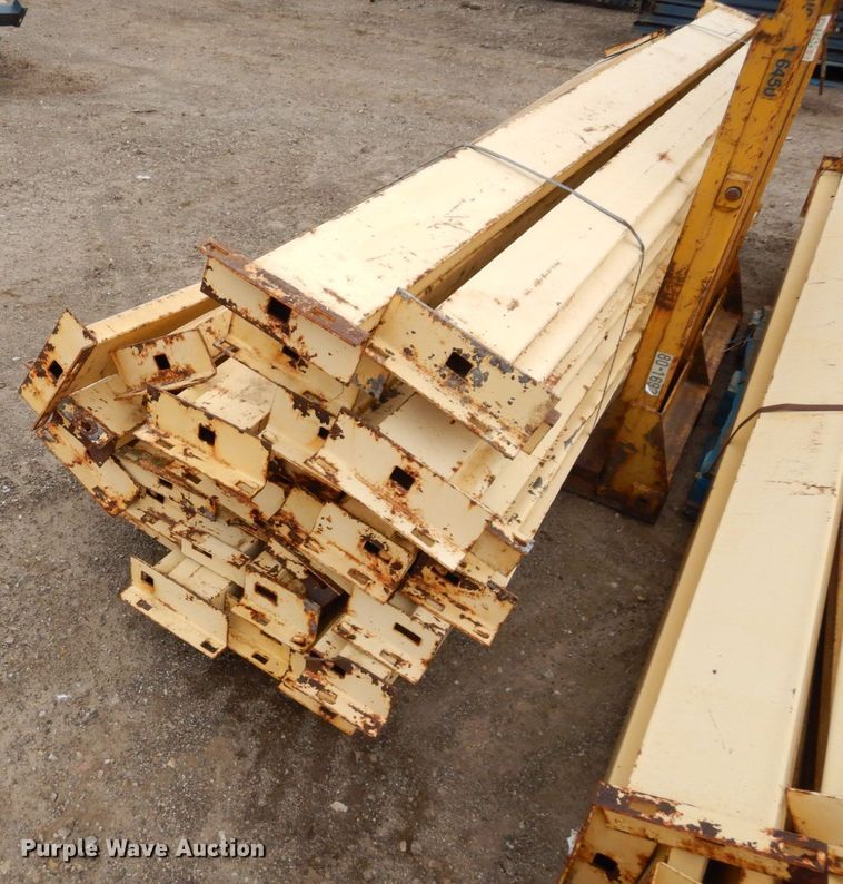 (2) pallets of Unarco T-Bolt pallet racking beams in Lawrence, KS ...