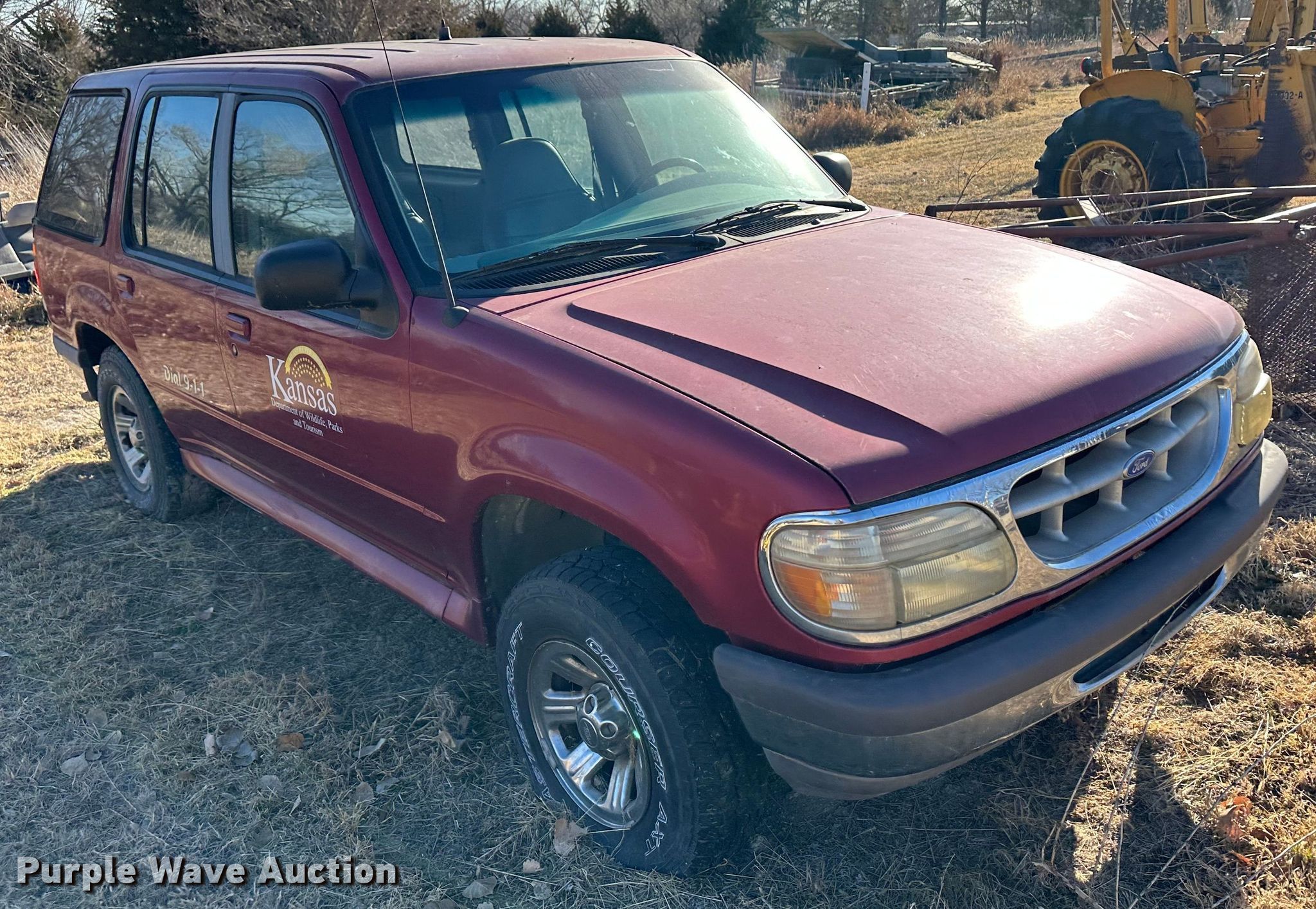 1995 Ford Explorer SUV in Webber, KS | Item JD9751 sold | Purple Wave