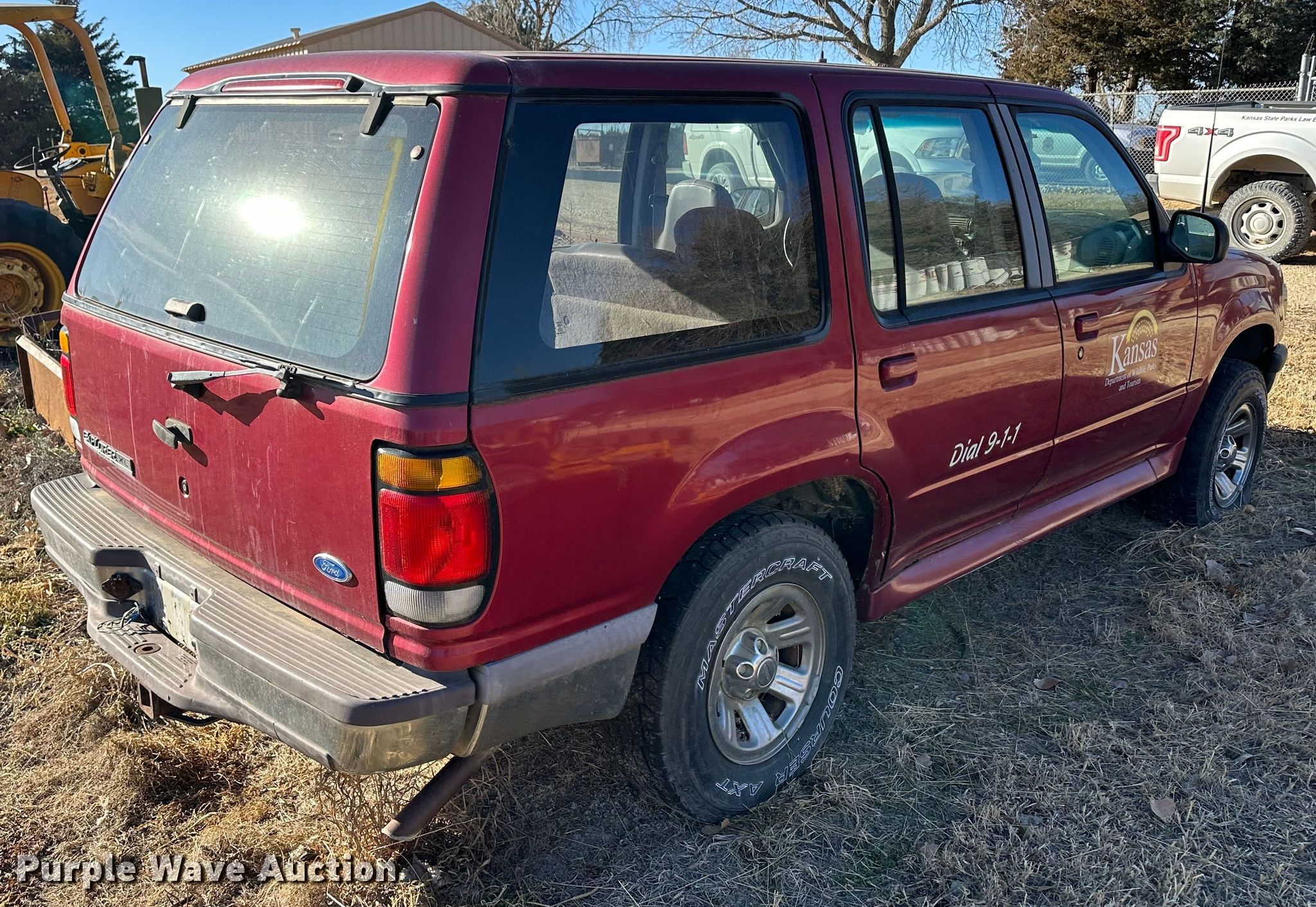 1995 Ford Explorer SUV in Webber, KS | Item JD9751 sold | Purple Wave