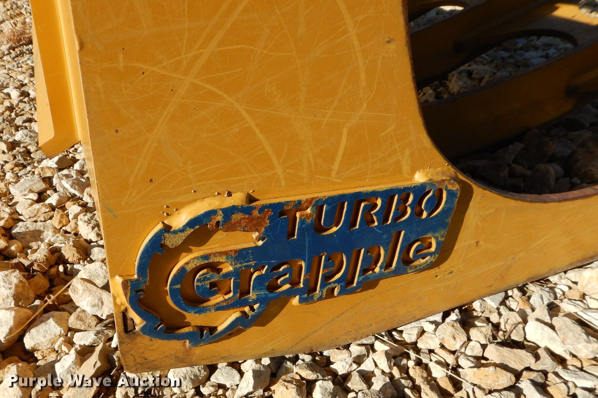 Dougherty Forestry GR84 84" W skid steer rock grapple bucket in ...