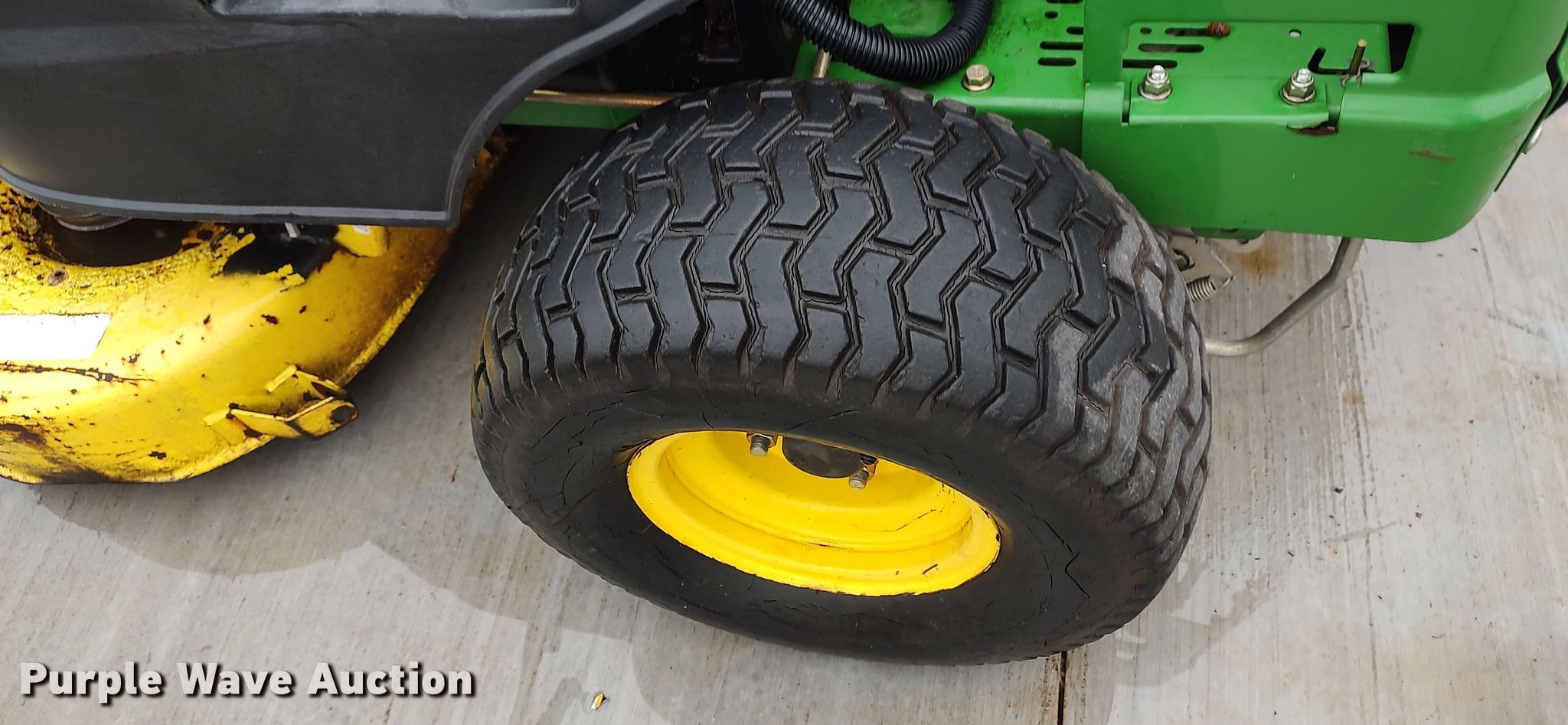 John Deere Z235 ZTR lawn mower in Norman, OK | Item LK9427 sold ...