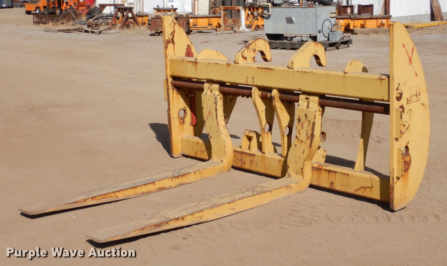 Caterpillar 950G/H-972G/H forks in Lawrence, KS | Item LY9192 sold ...