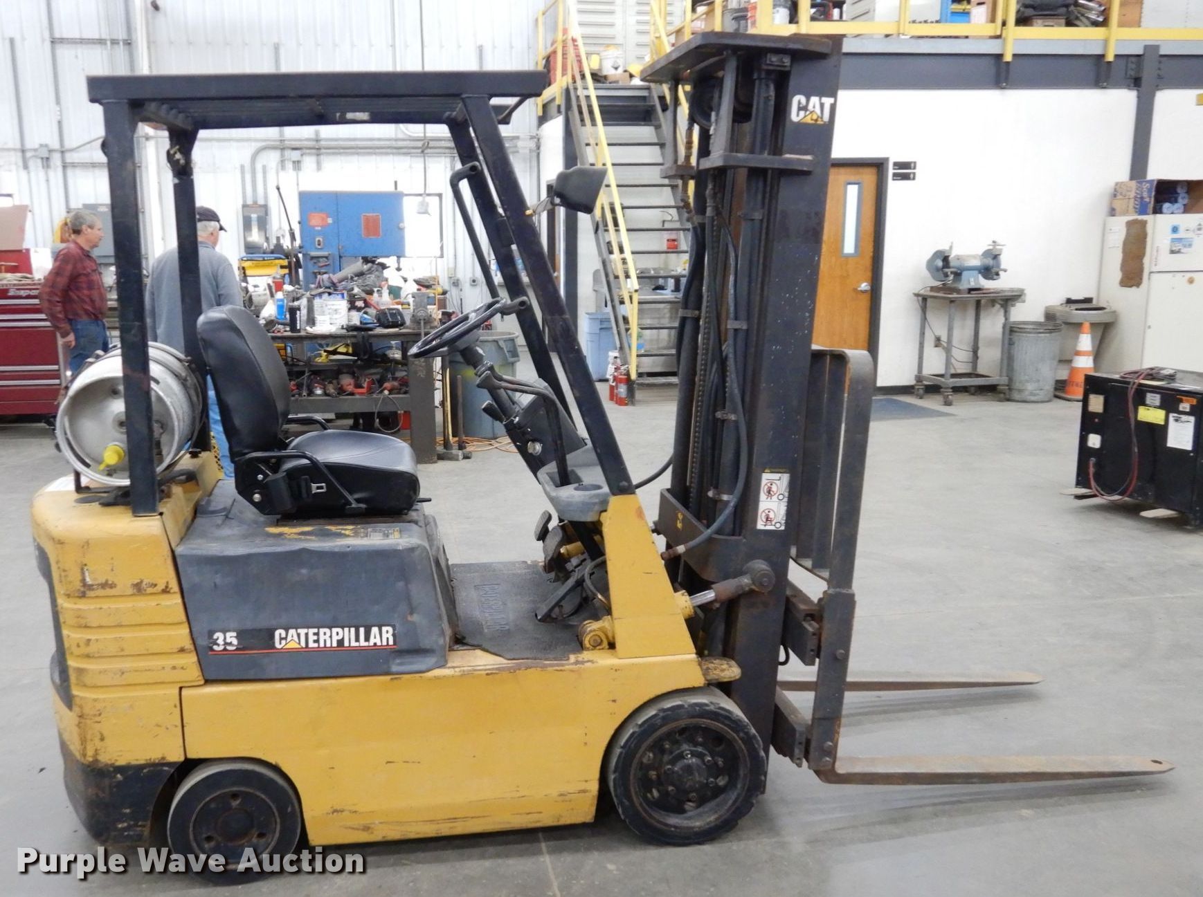 Caterpillar GC18 forklift in Lawrence, KS | Item LY9241 sold | Purple Wave