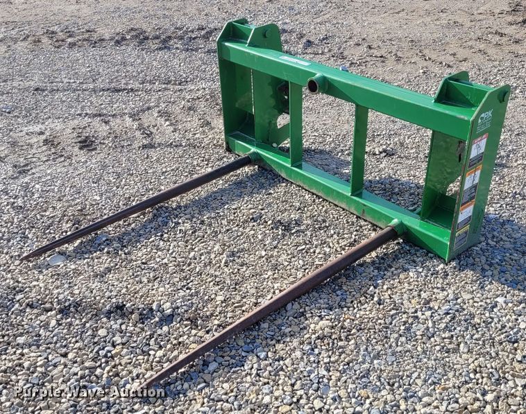 Frontier bale spear in El Dorado, KS | Item FC9208 sold | Purple Wave