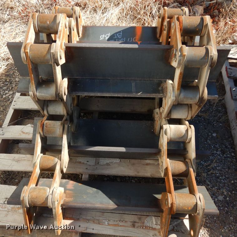 (2) 36" W dual drag chain assemblies in Manhattan, KS | Item IE9970 ...