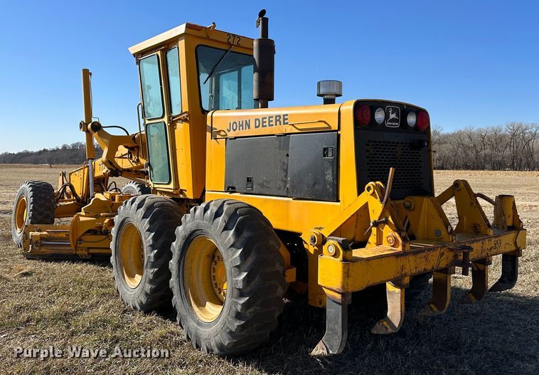 John Deere 772A motor grader in Scandia, KS | Item JD9746 sold | Purple ...