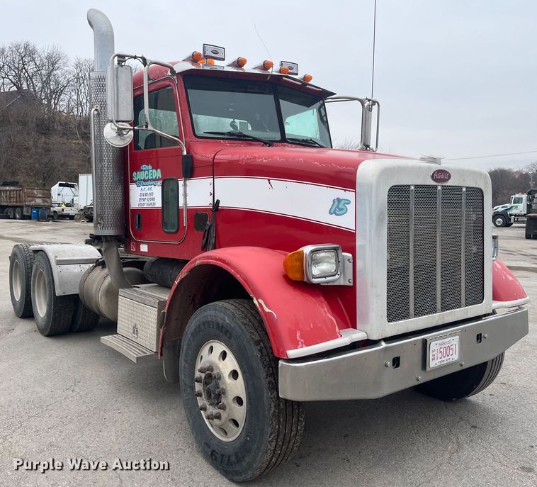 2009 Peterbilt 365 semi truck in Shawnee, KS | Item DR7403 sold | Purple Wave