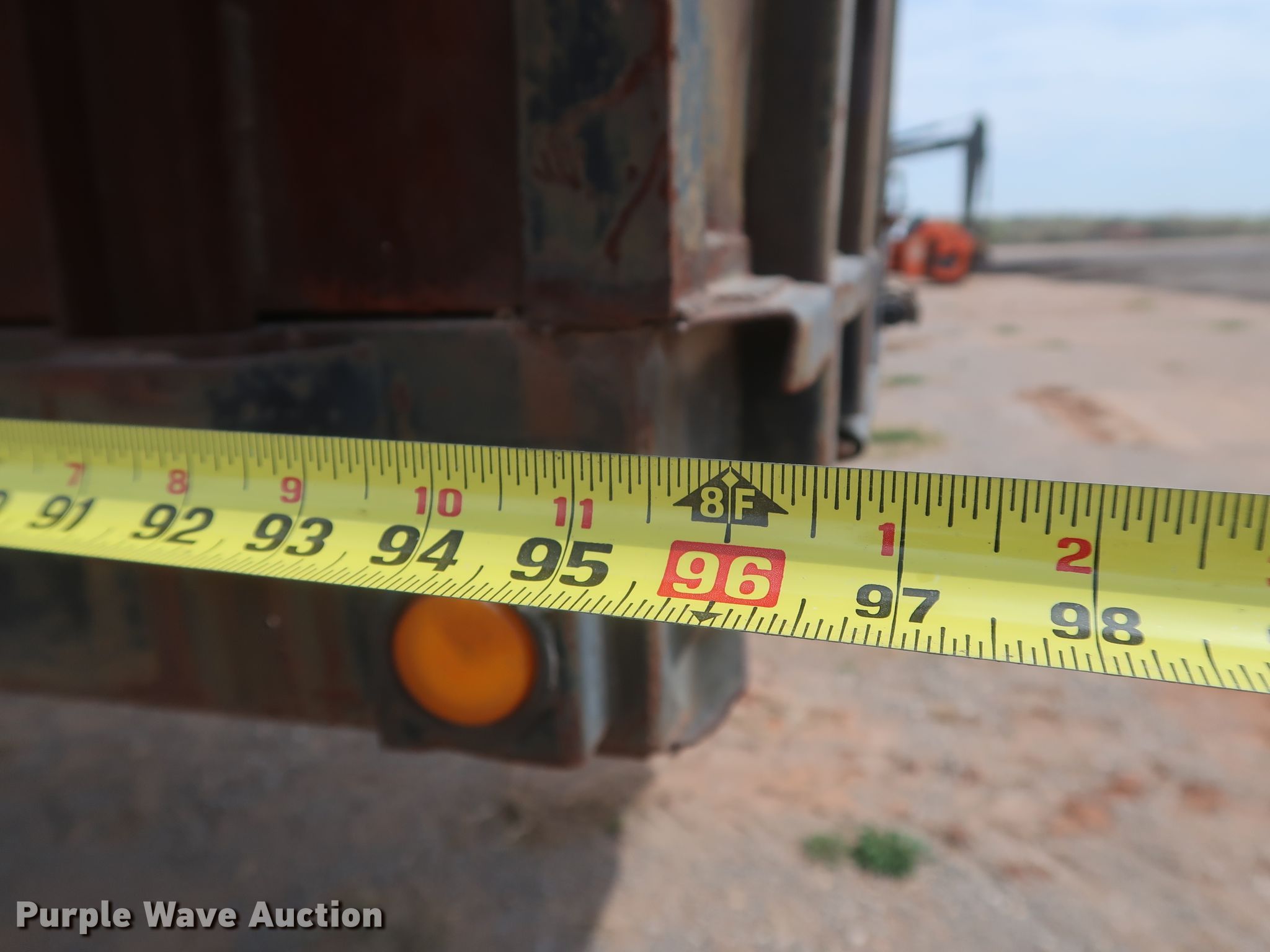 1986 Irwin flatbed trailer in Edmond, OK | Item DK3687 sold | Purple Wave