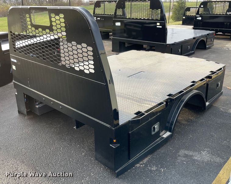 Knapheide PGNC-968 flatbed in Jeffersonville, IN | Item MA9795 sold | Purple Wave